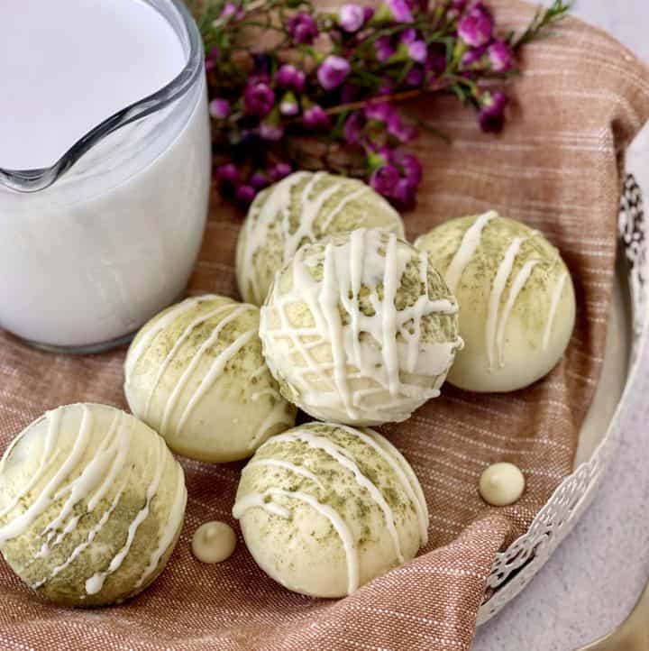 Matcha Latte Bombs - Charisse Yu