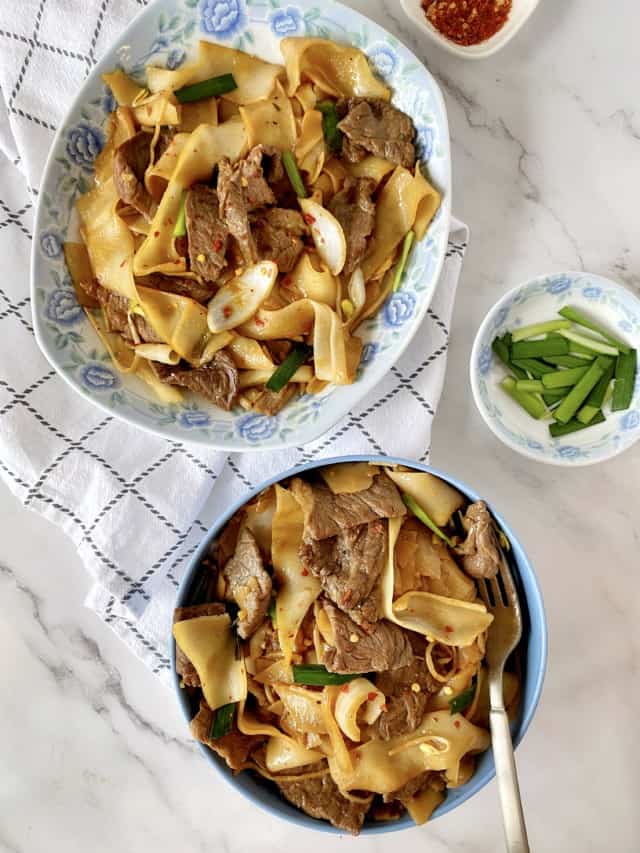 Beef Chow Fun - Charisse Yu